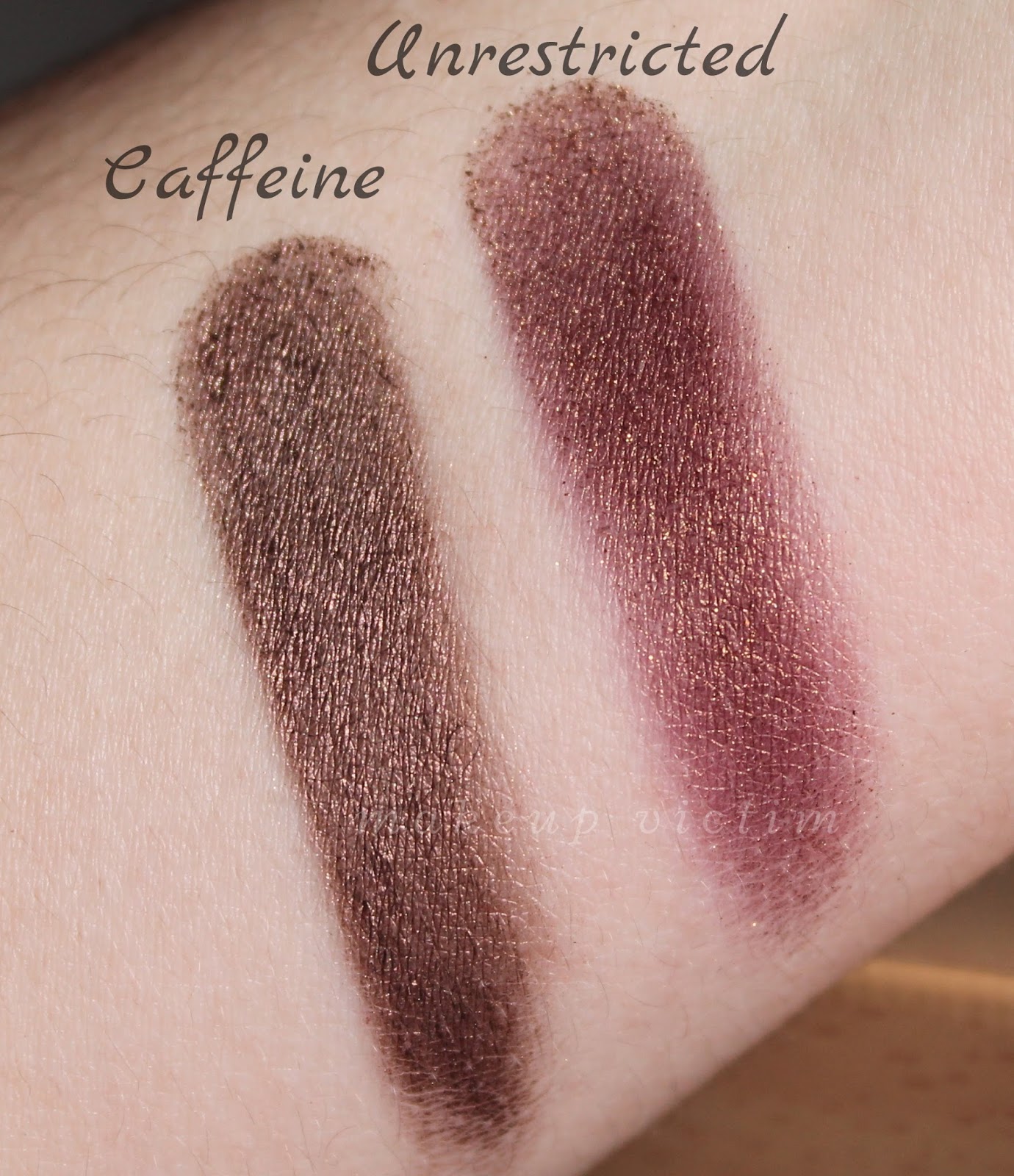 Review | Crème Shadow Supreme • Caffeine • Underpainting • Pinkwood ...