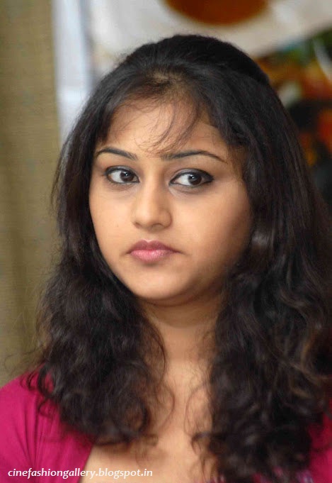 ramya barna photo gallery - cinefashiongallery