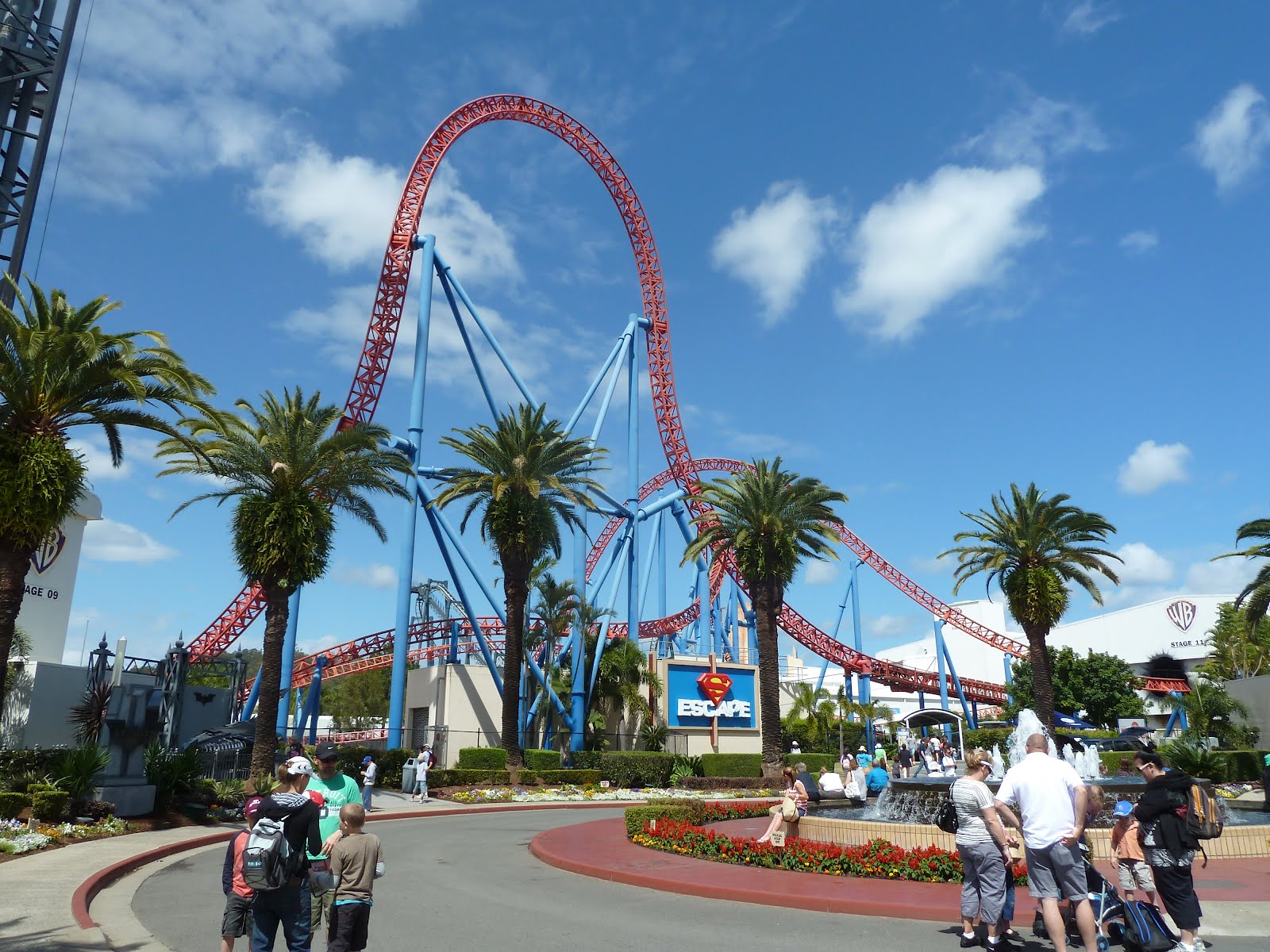 Skyrule's World: Australia 2011: Day 18 - Warner Bros. Movie World and ...