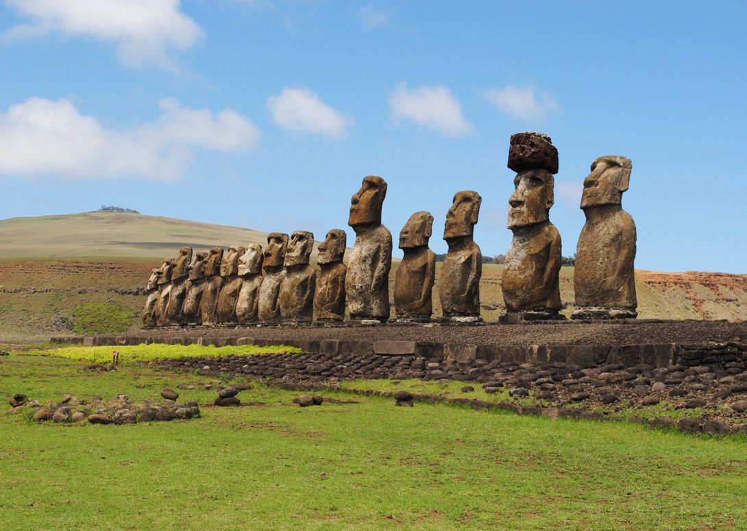 Easter Island ( Pulau Paskah ) Dan Patung Moai - All About Information