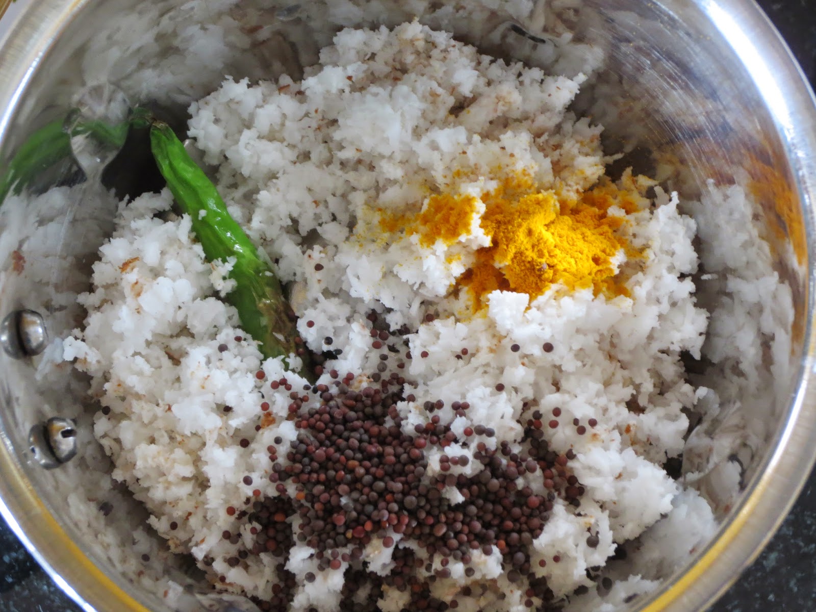 Harive soppu sasive / Amaranthus in mustard curry ~ Enjoy cooking