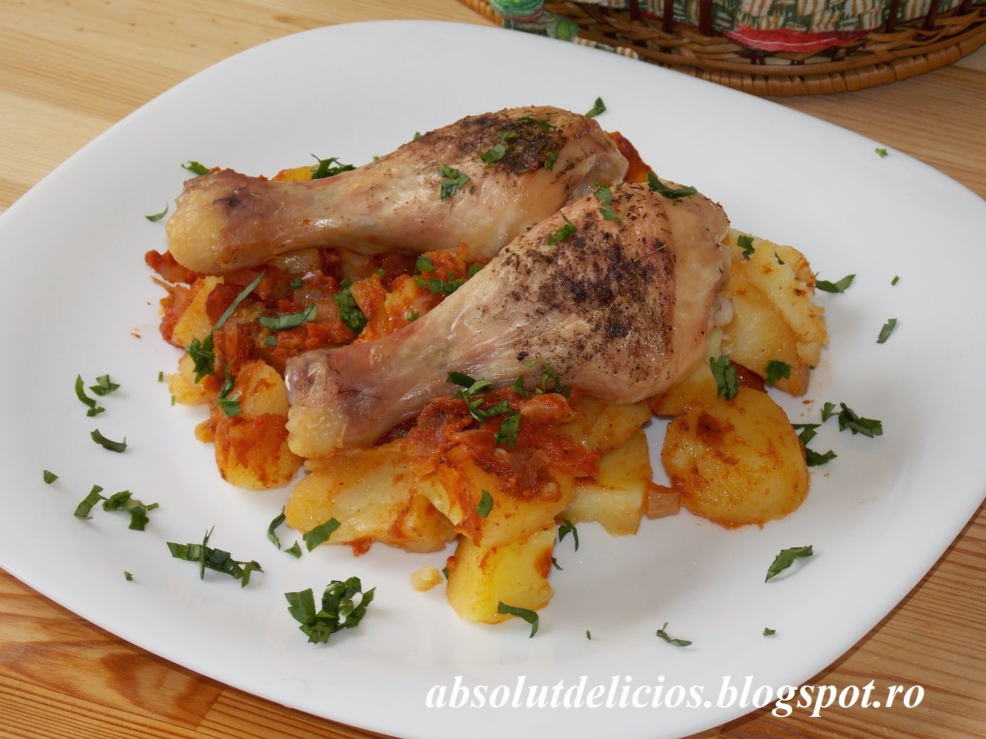 Absolut Delicios - Retete culinare: PULPE DE PUI LA CUPTOR CU CARTOFI ...
