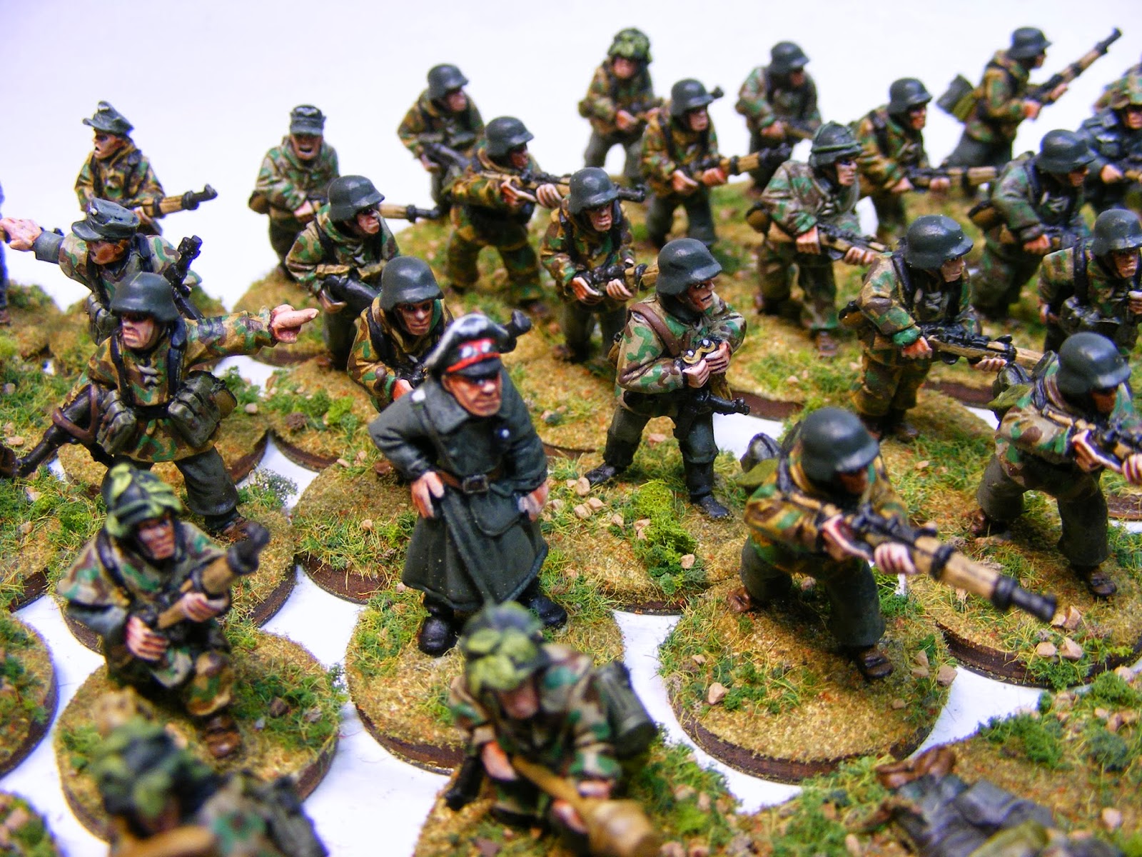 Evil Bob's Miniature Painting: 28mm Late War German Wehrmacht