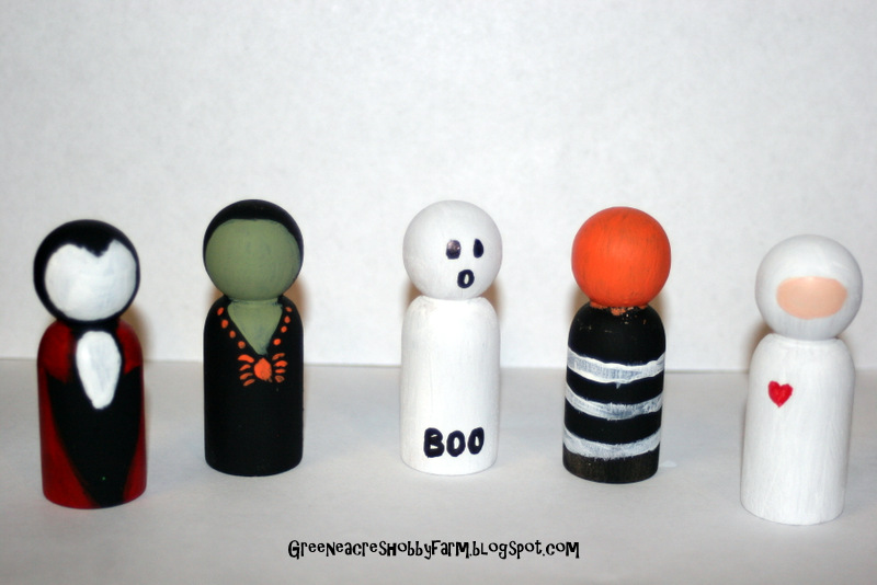Greene Acres Hobby Farm: Halloween Wooden Peg People