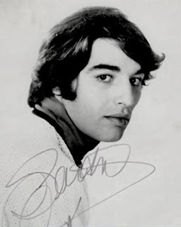 Senderos latinoamericanos: Natalicio de Sandro de América