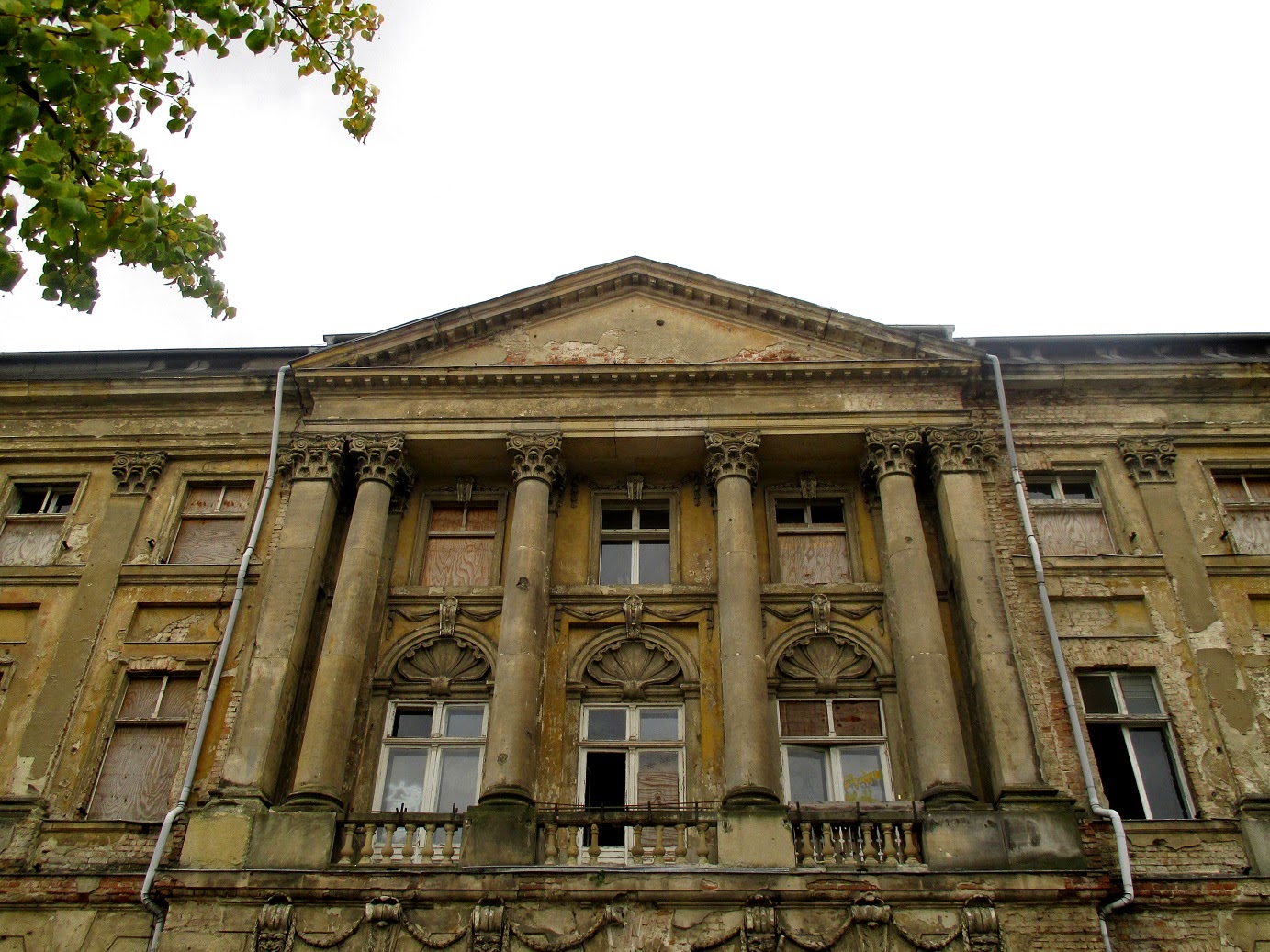 Wandering Polka Dot: Rainy Tidbits of Potsdam, Germany