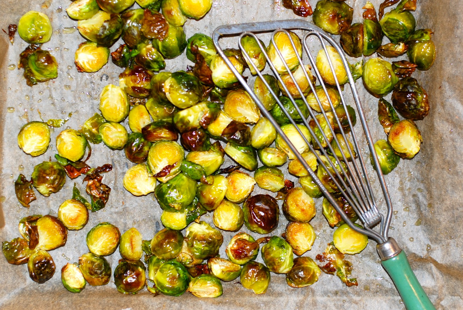 In de keuken: Geroosterde spruiten met knoflook en pistachenoten