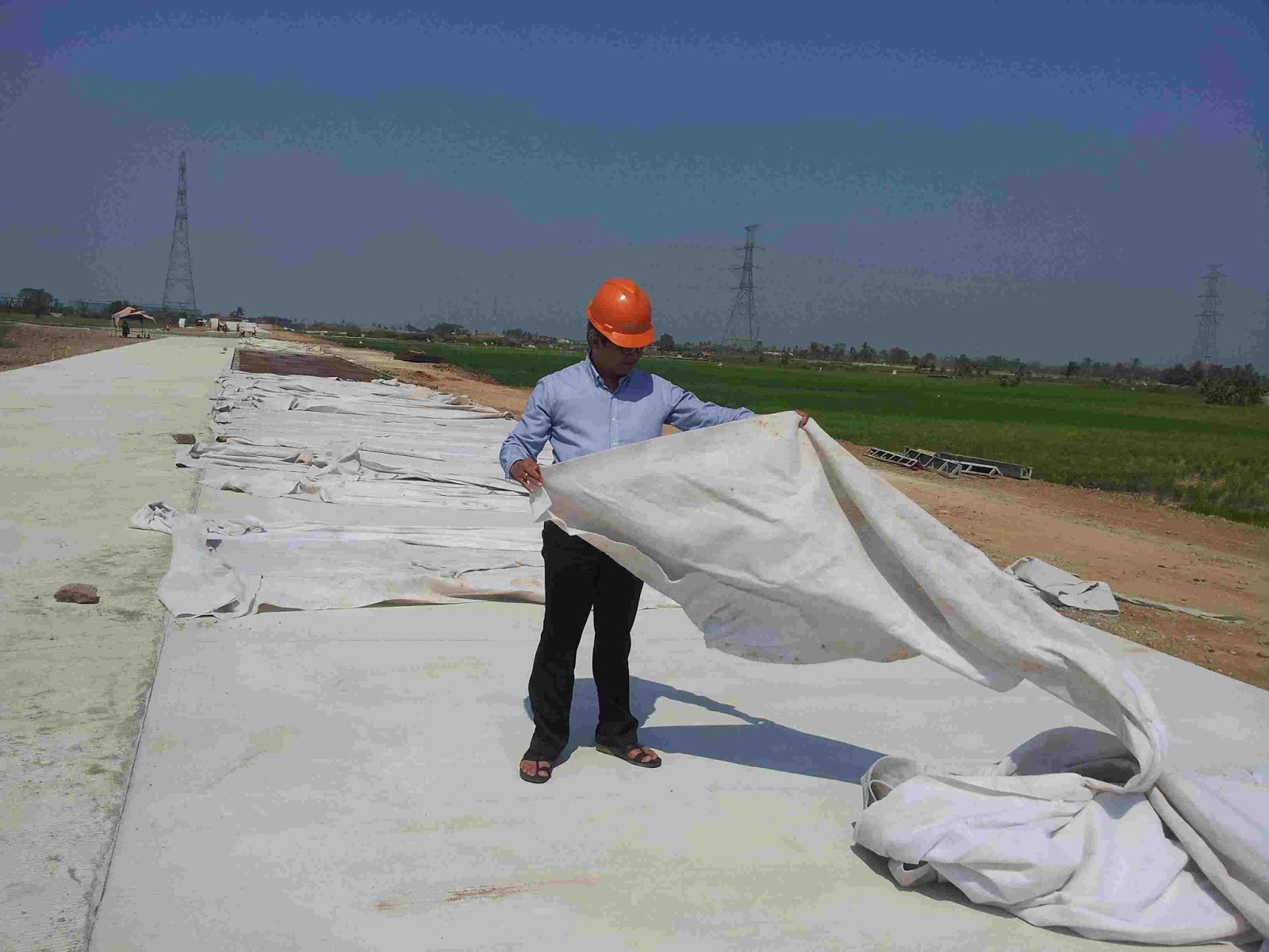 DDB GEOKONSTRUKSI: Jual Curing Geotextile Untuk Beton