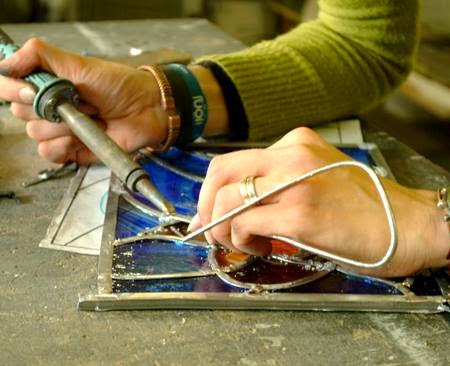 RDW Glass - Stained Glass Studio: Stained Glass Classes Glasgow