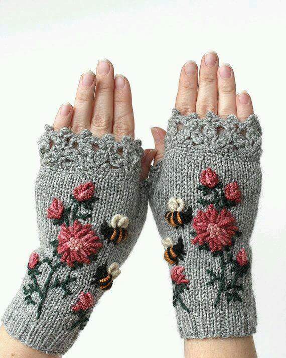 Tina's handicraft : 70 different designs for gloves