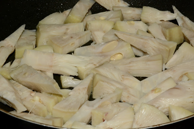 Nepali Tummy!!: Katahar Sadeko/Katahar Choila (Spicy Jackfruit Salad ...