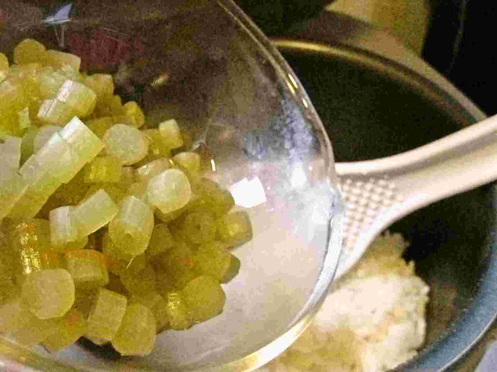 Recipes for Tom: Fuki no mazegohan / rice mixed with Japanese butterbur