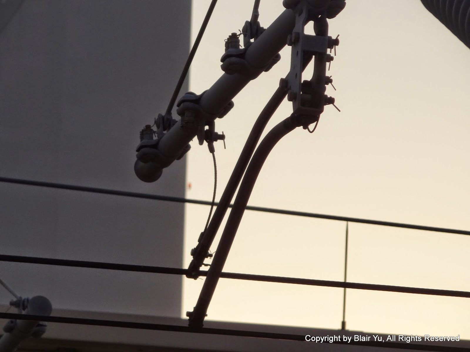 Blair's 鐵道攝影: 台灣高鐵電車線 Overhead Contact System (OCS)