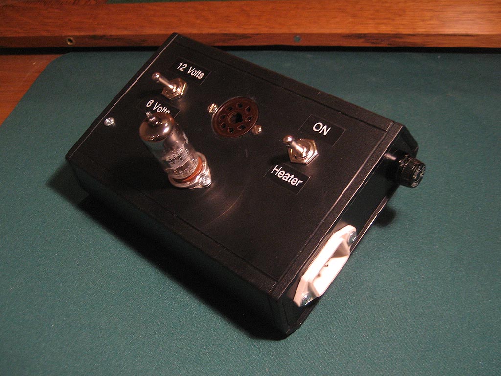 Glydeck: Testing Dual Triodes with the Tek 575