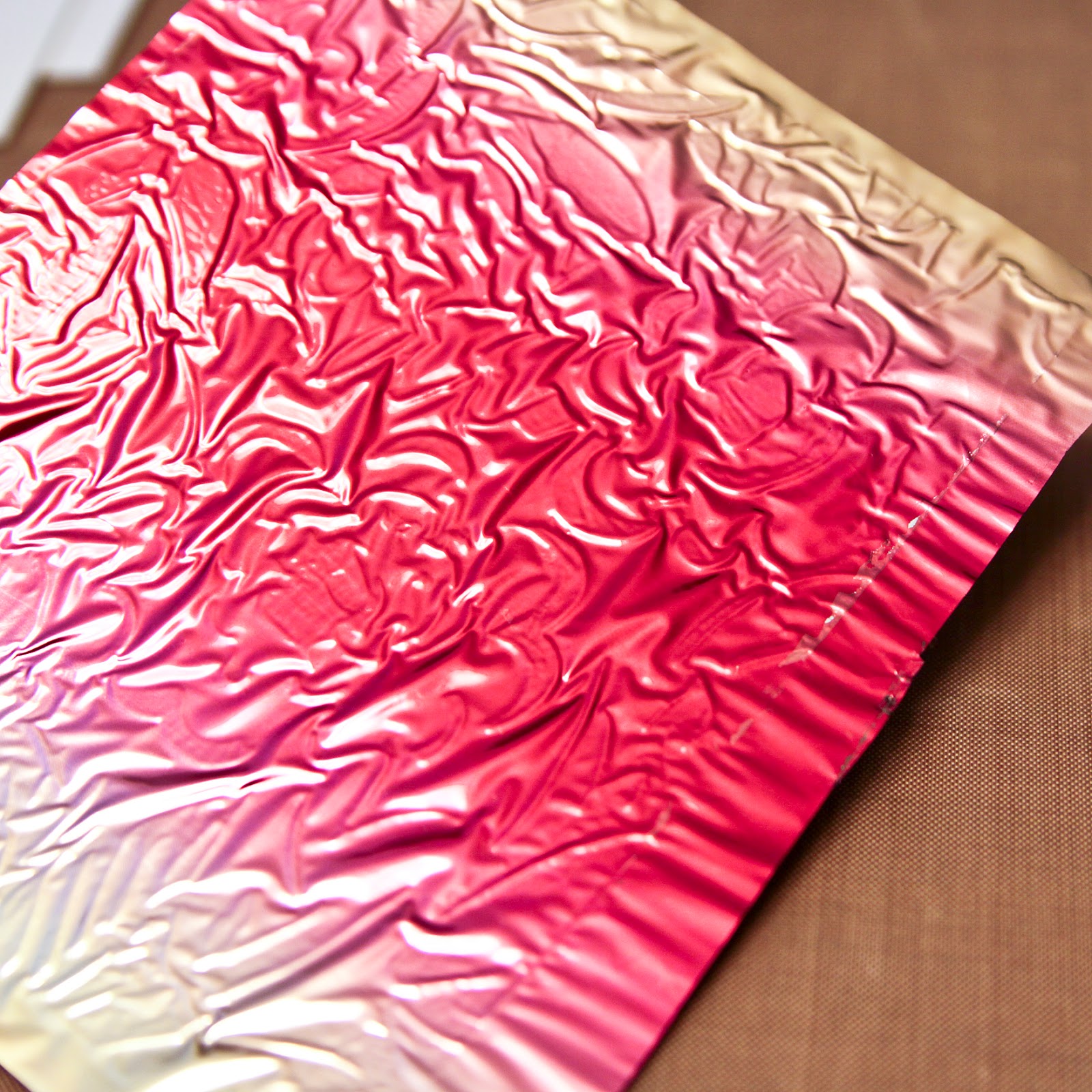 carly tee: foiled wood