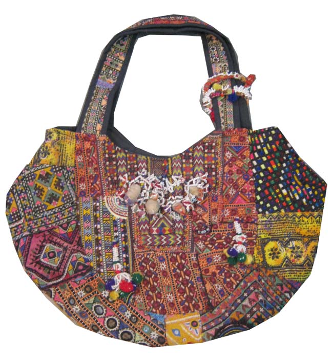 vintage bags ,patchwork bags ,tribal bags, ethnic bags, zipsy bags ...