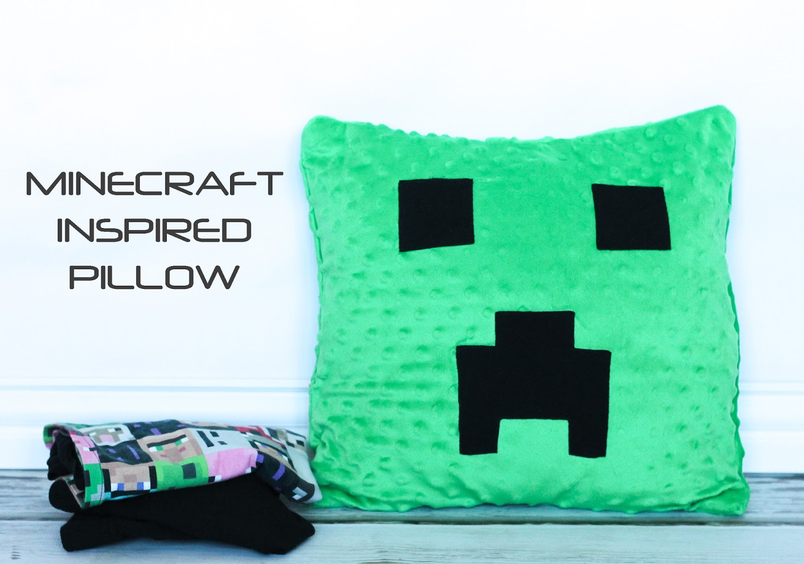 Sweet Julia Boutique: Minecraft Inspired Pillow