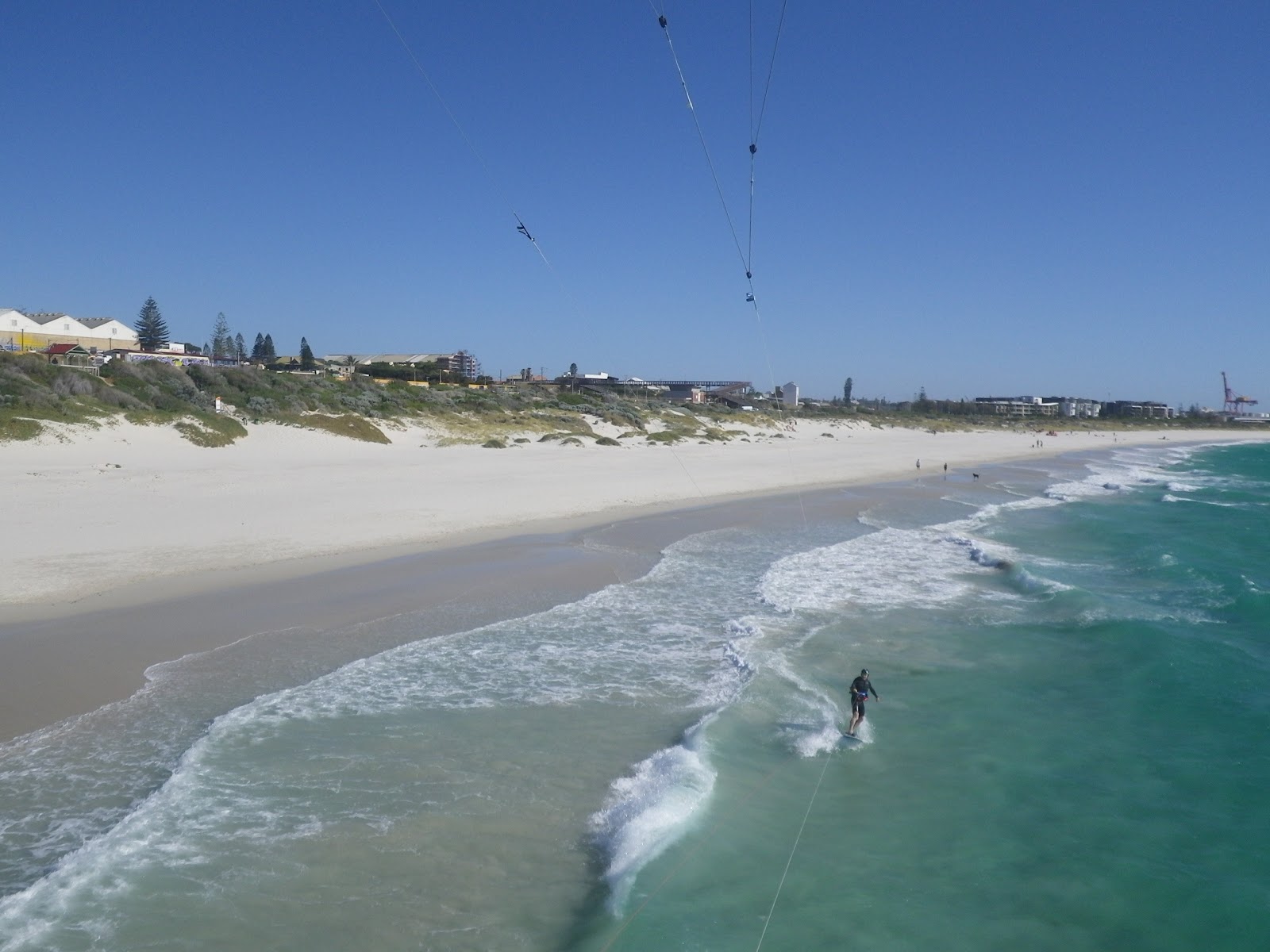 Peter's kitesurfing blog: Kitesurfing Leighton Beach WA, nice wind and ...