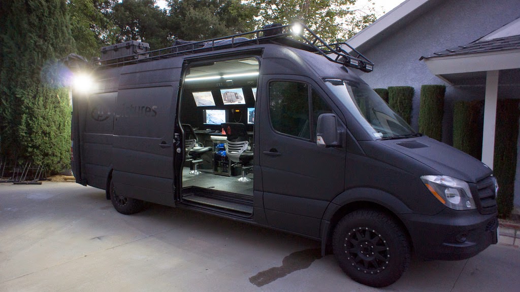 Drone Van Station della Microdrones | Quadricottero News