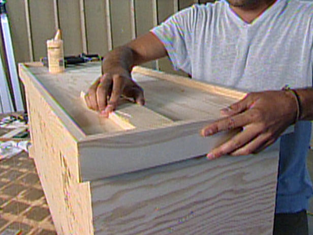 Tomboy Tools: How to Build a Rolling Storage Bench