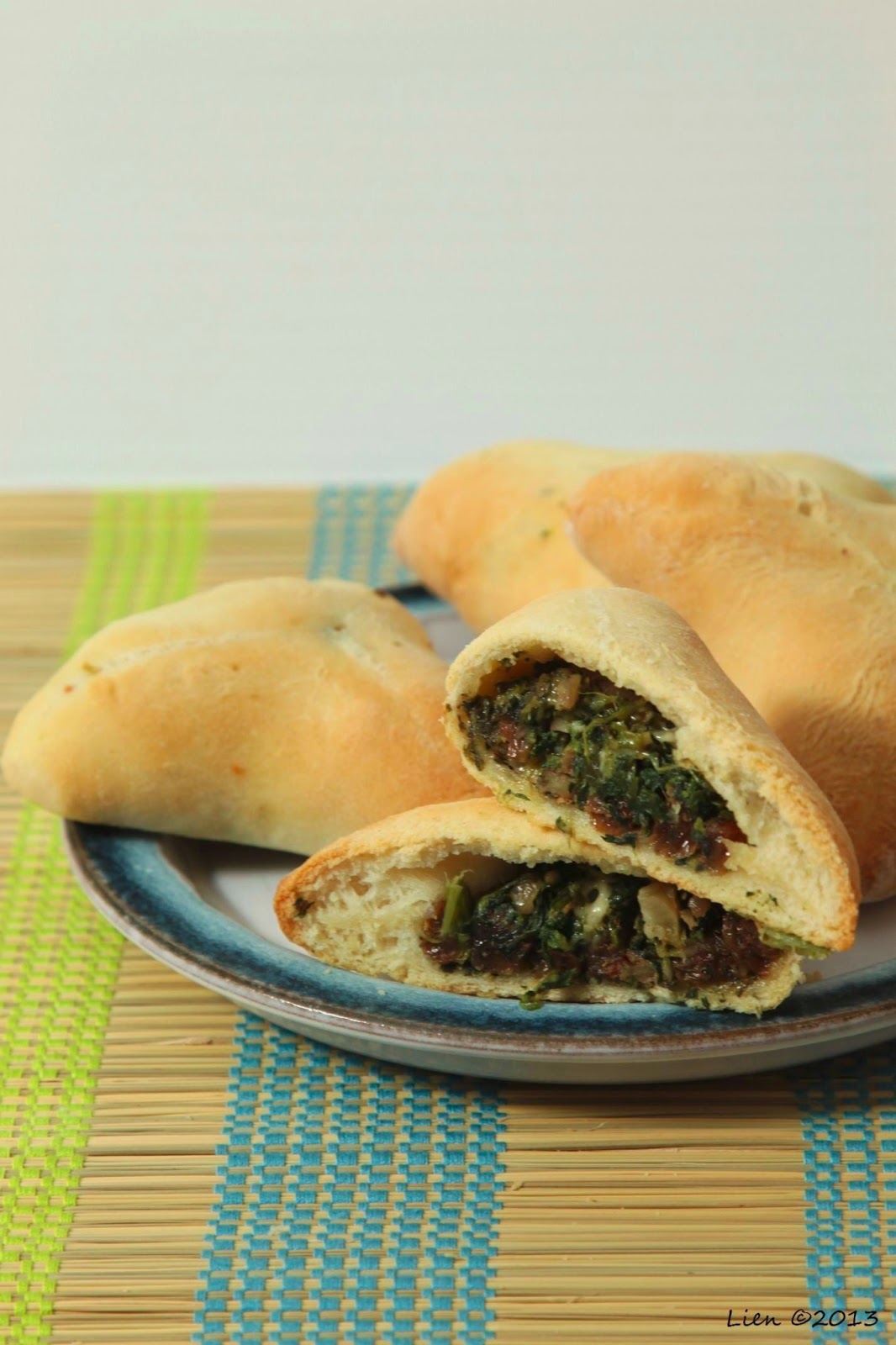 Notitie van Lien: Bread Baking Babes are baking together for 5 years!