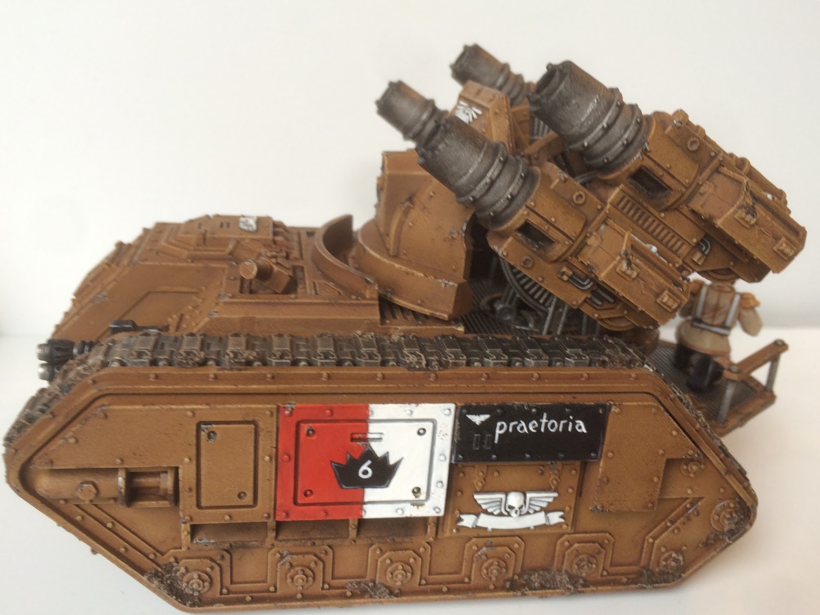 'till you see the whites of their eyes... 4th Praetorian Mechanised ...