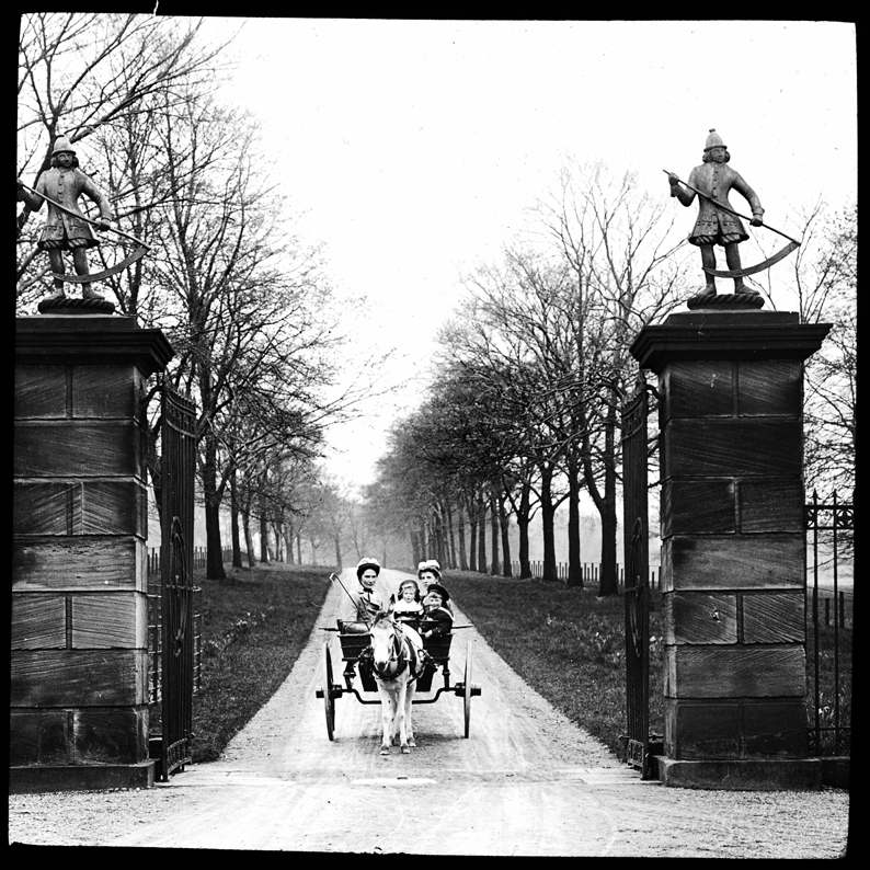 Wakefield Museums and Castles: Historic Wakefield Photo Challenge!