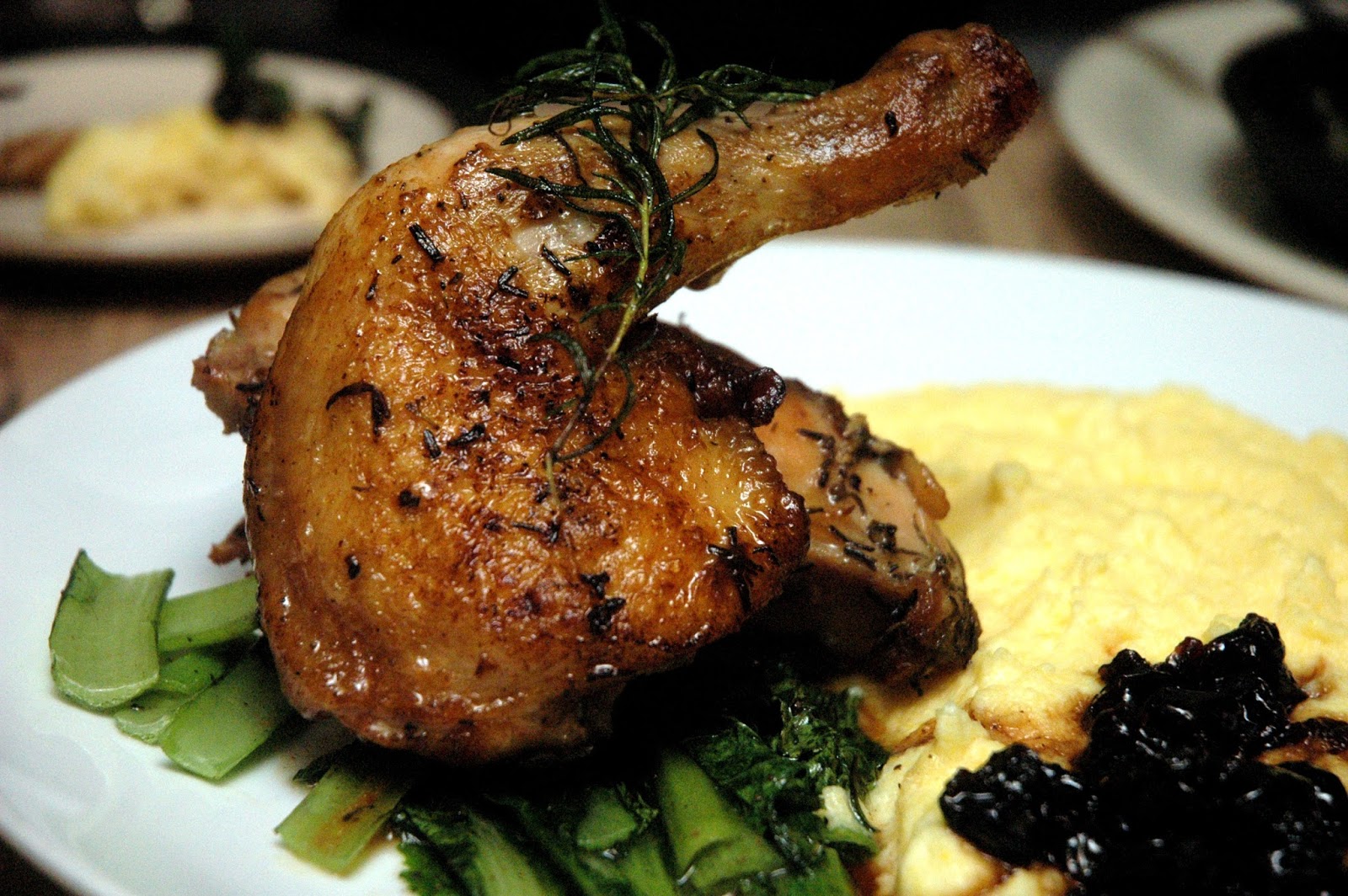 DUDE FOR FOOD: Cocktails and Comfort Food at The Bowery