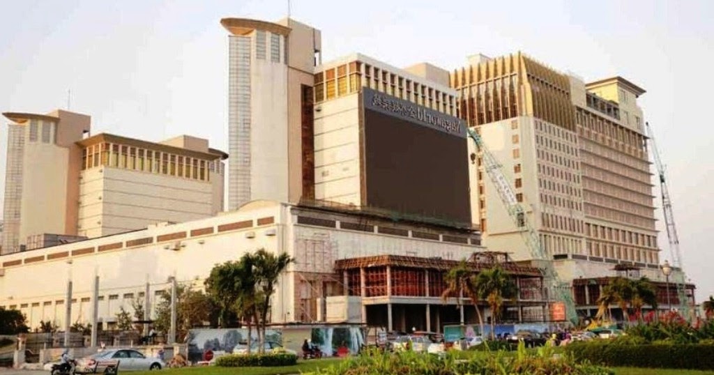 NAGA WORLD HOTEL & ENTERTAINMENT (PHNOM PENH, CAMBODIA) - CAMBODIA