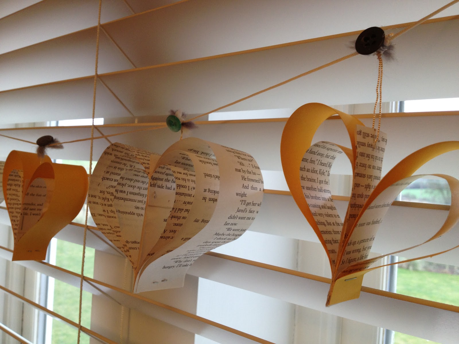 Making Miggy: Recycled Paper Heart Bunting