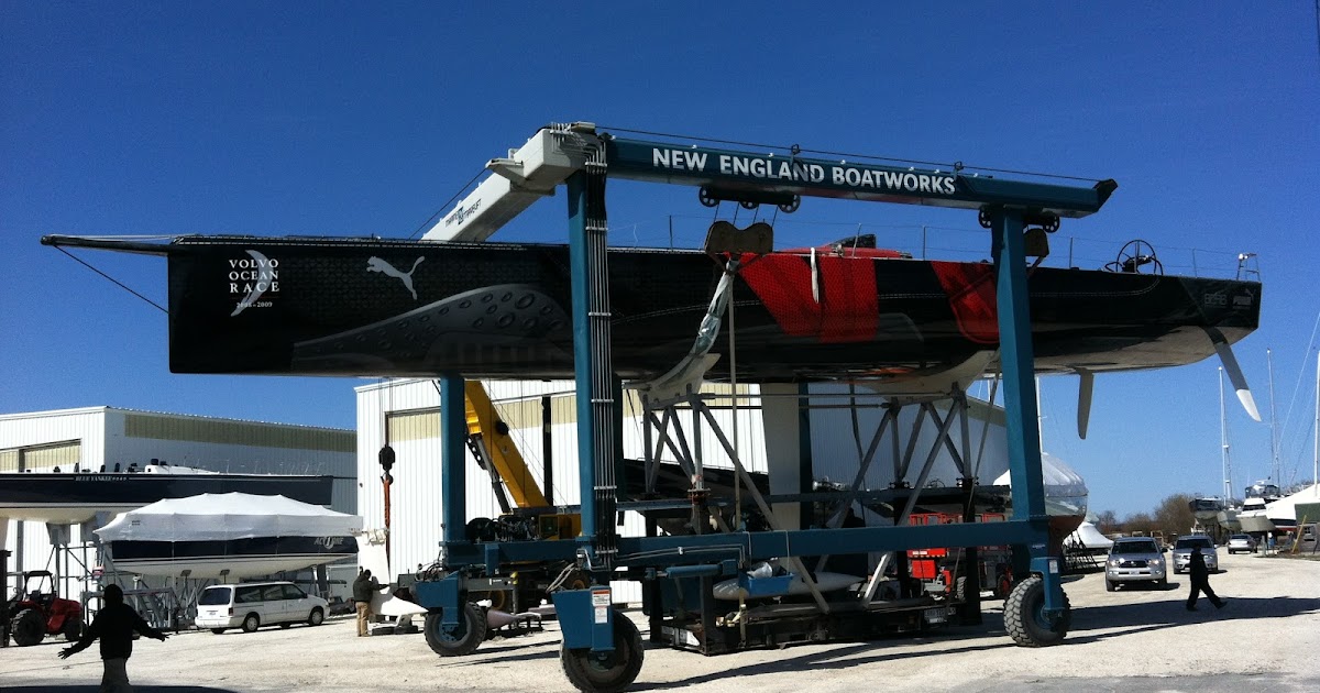 The Sailing Adventures of Bootlegger - A Tripp 47: Volvo 70 doing Mac