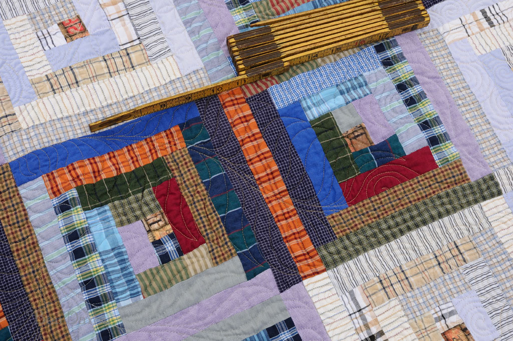 Huntspatch Quilts: Log Cabin Carpenter's Star -- a memory quilt