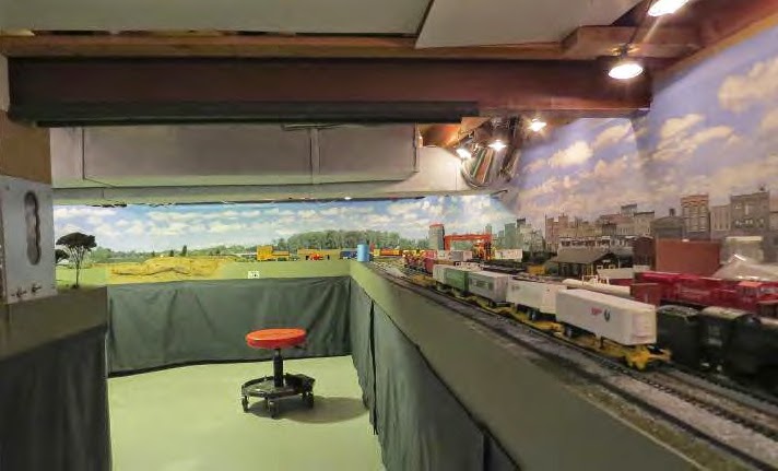 Winnipeg Model Railroad Club: Layout in a crawl space - The Silver ...
