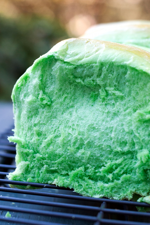 Red Shallot Kitchen: Pandan Bread (Tangzhong Method)