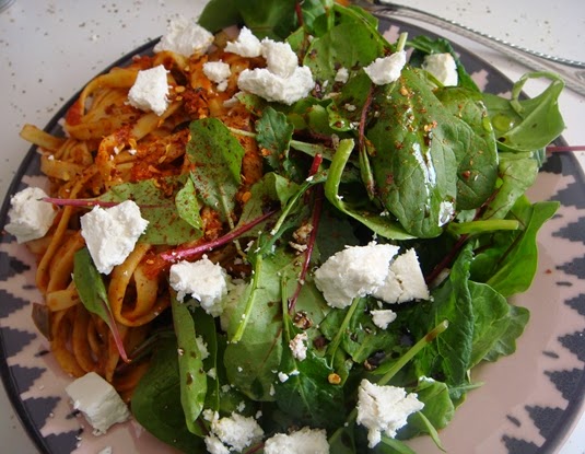 Messy Plates. Tasty Meals.