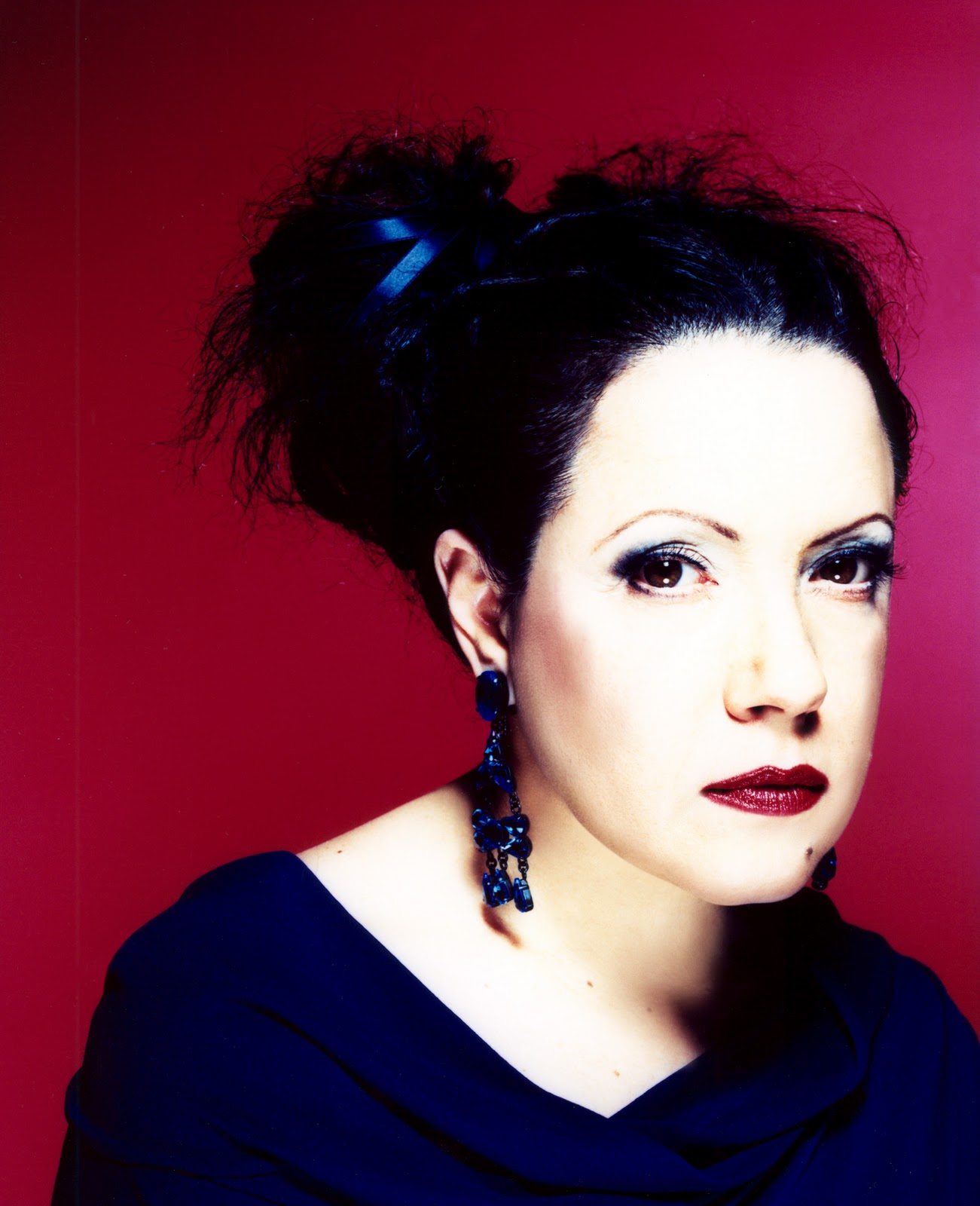 La Música del Mundo: Antonella Ruggiero ~ Libera (1997) e Sospesa (1999)