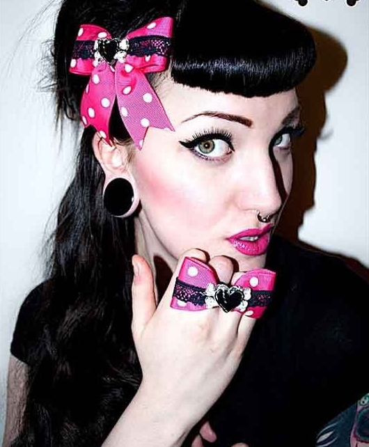 Devilinspired Punk Clothing: Ways to Apply Punk Makeup