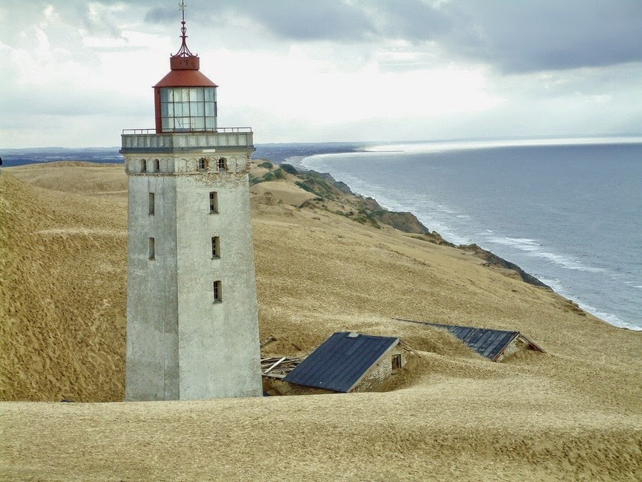 arati: Historia de un faro