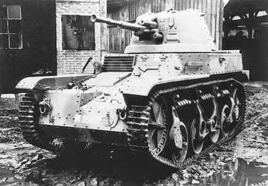 Armour force / Panssaroitu voima : AMC 34 tank (Automitrailleuse de ...