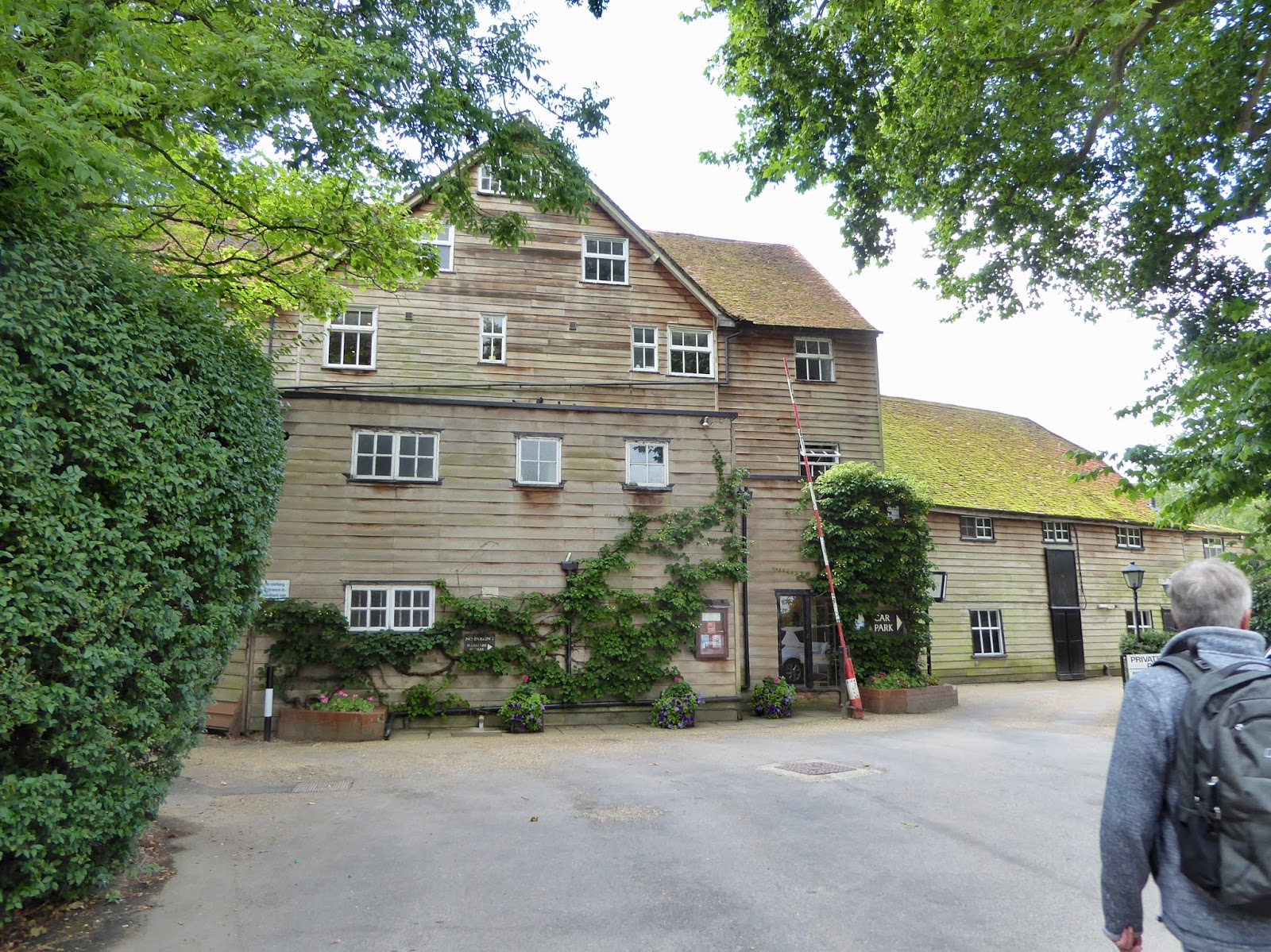 Wide Beam - Still Rockin': The ancient village of Sonning and the ...