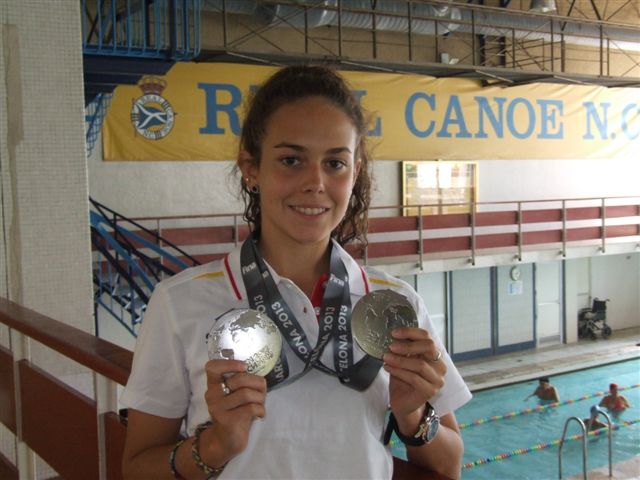 EL BLOG DE CANOÍTO: CLARA CAMACHO nos muestra sus medallas del mundial