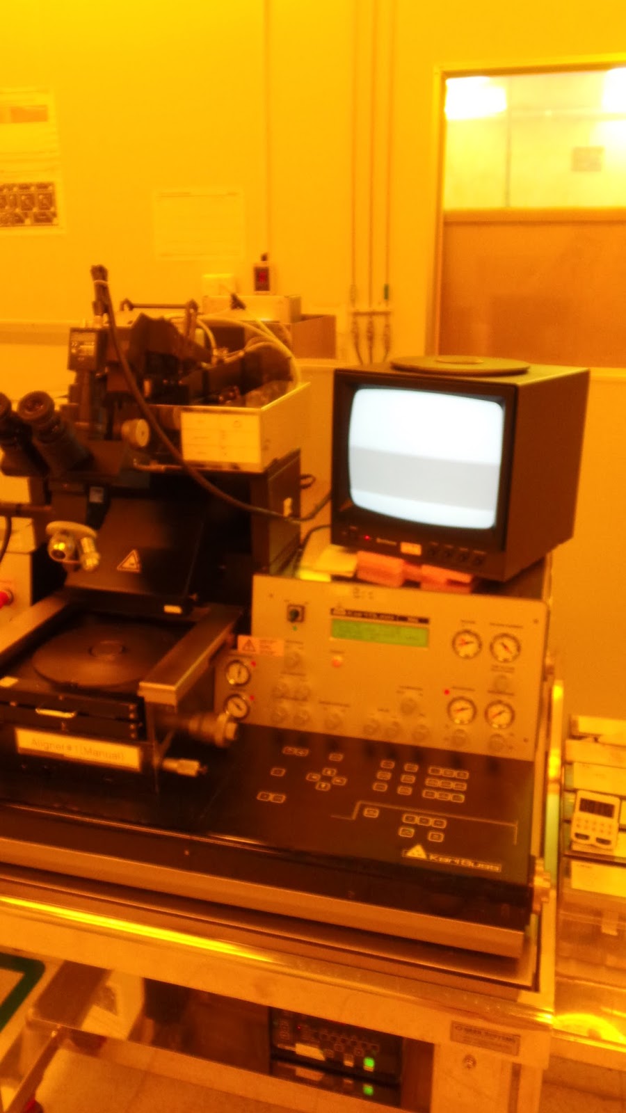 SemiStory.com: Used Mask Aligner Karl Suss MA6 for sale