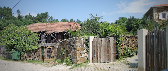 HELDER BARROS: Amarante Aboim - As casas típicas de Aboim, nas versões ...