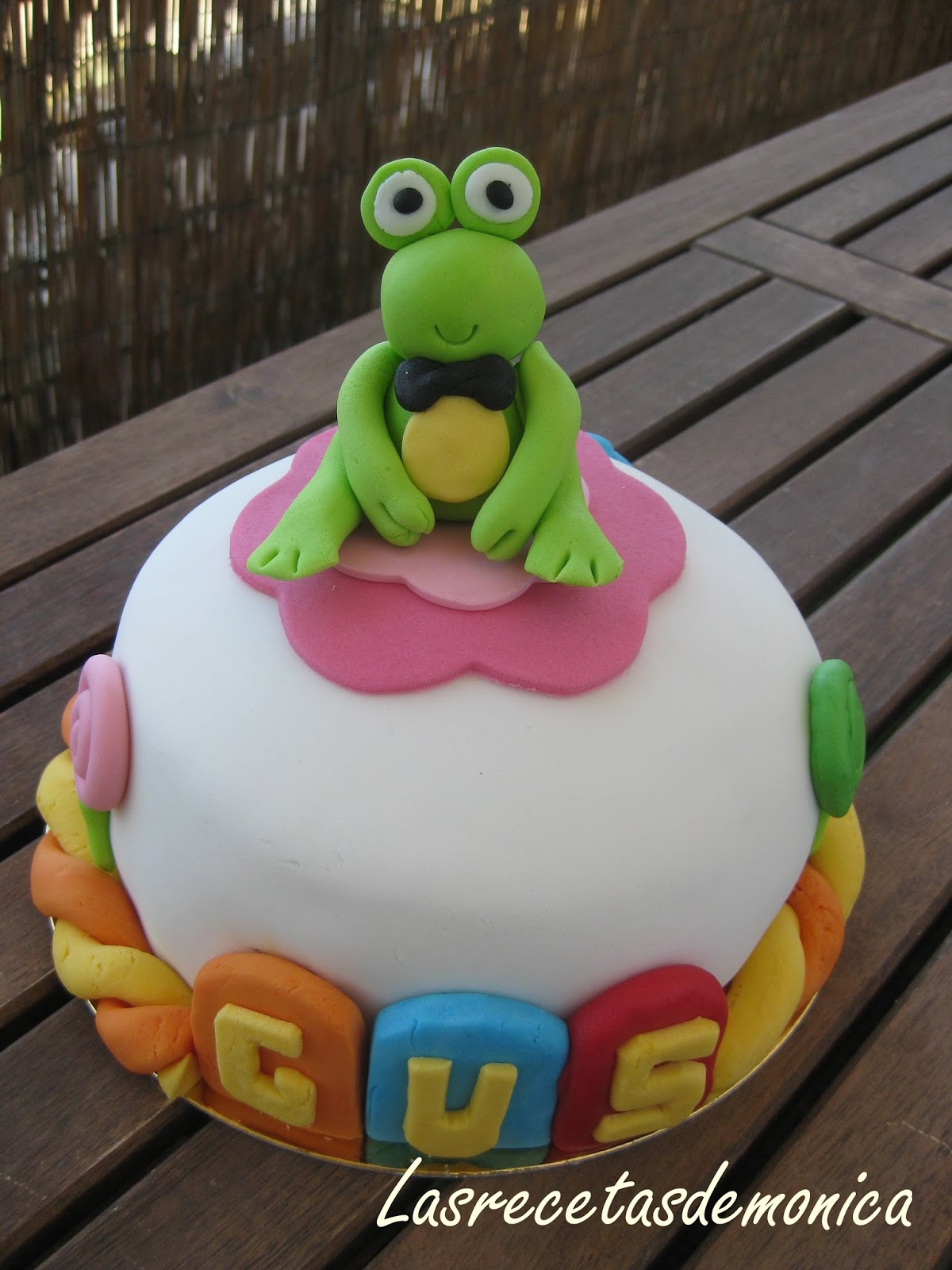 Las recetas de Mónica: Tarta de rana para Gus