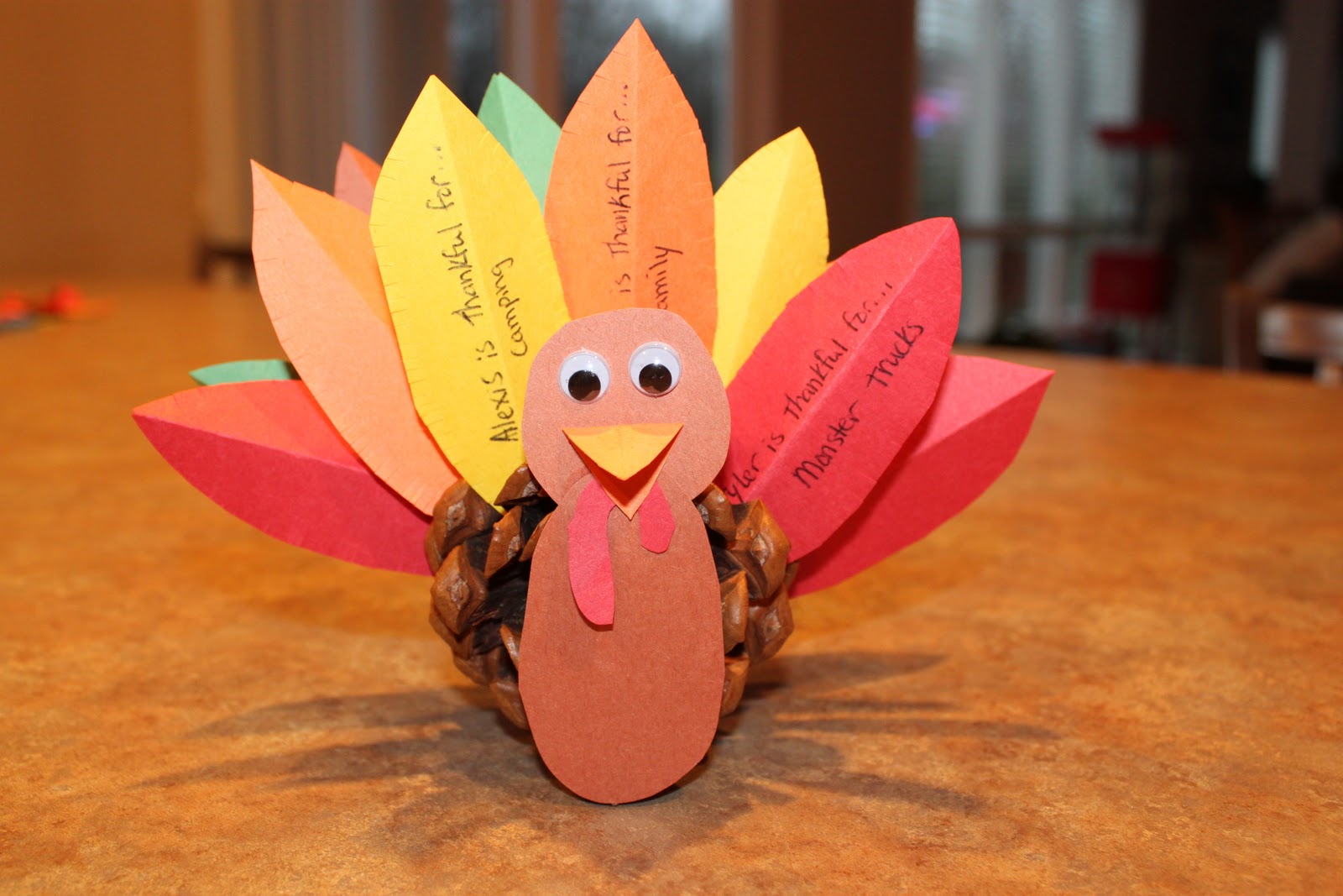 It's Fun 4 Me!: Thanksgiving: Thankful Turkey Hostess Gift