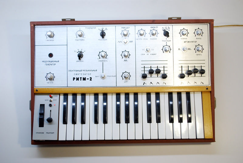 MATRIXSYNTH: RITM-2 VINTAGE USSR SOVIET ANALOG SYNTHESIZER SN 8614 ICIO ...