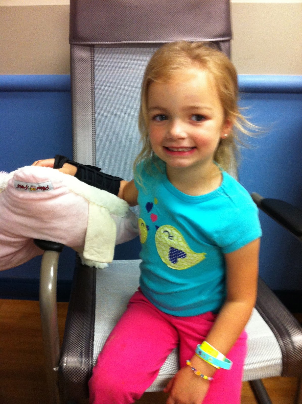 {My Two Girls}: Presley's First Broken Bone