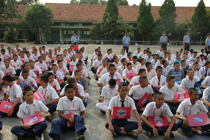 ebednego@gmail.com: mopdb smk 29 jakarta (penerbangan)