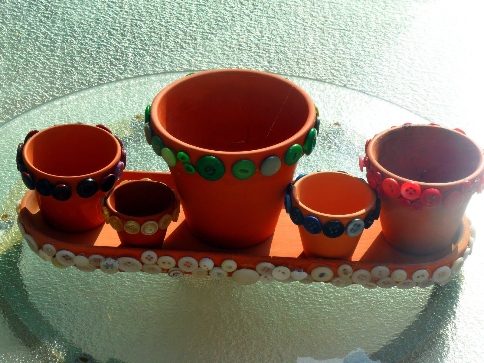 Three Sparkly Gems: Button Flower Pots...