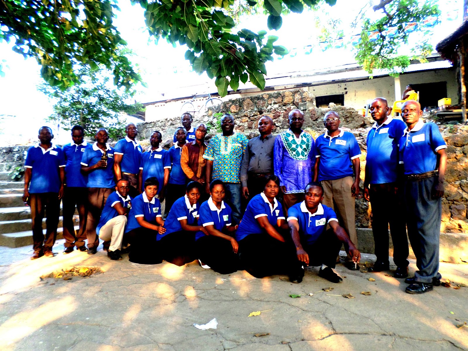 DIOCESE D'INONGO: Aurevoir et bienvenue à Inongo